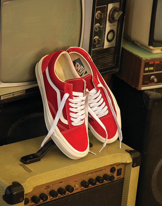 Premium Old Skool Suede Shoe in Red | Vans