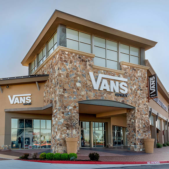 VANS STORE - TRAVERSE MOUNTAIN OT in Lehi, UT, 84043