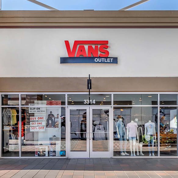 VANS STORE - LIVERMORE OUTLETS in Livermore, CA, 94551