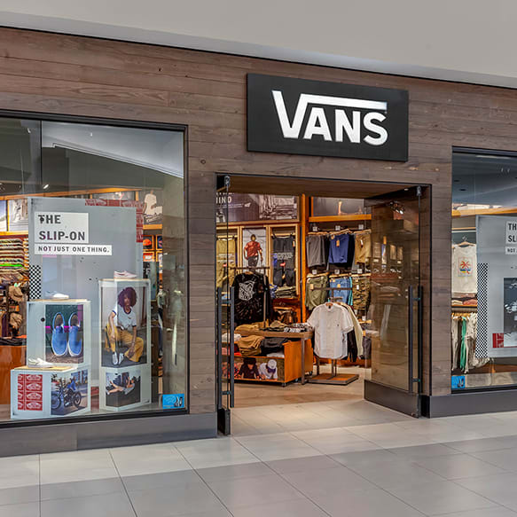 VANS STORE - MEADOWOOD MALL in Reno, NV, 89502