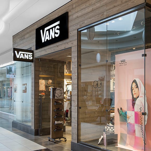 VANS STORE - PARK CITY CENTER in Lancaster, PA, 17601