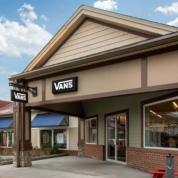 VANS STORE - WOODBURY COMMONS OT in Central Valley, NY, 10917