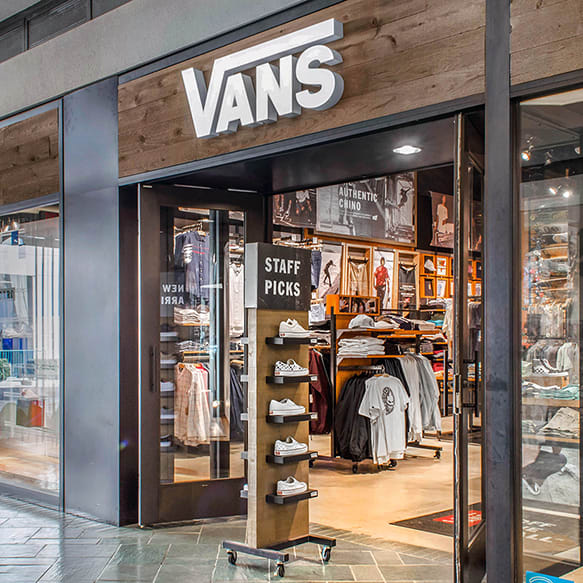 VANS STORE - LAKESIDE SHOPPING CENTER in Metairie, LA, 70002
