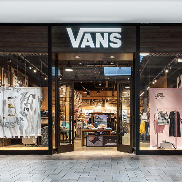 VANS STORE - CASTLETON SQ in Indianapolis, IN, 46250