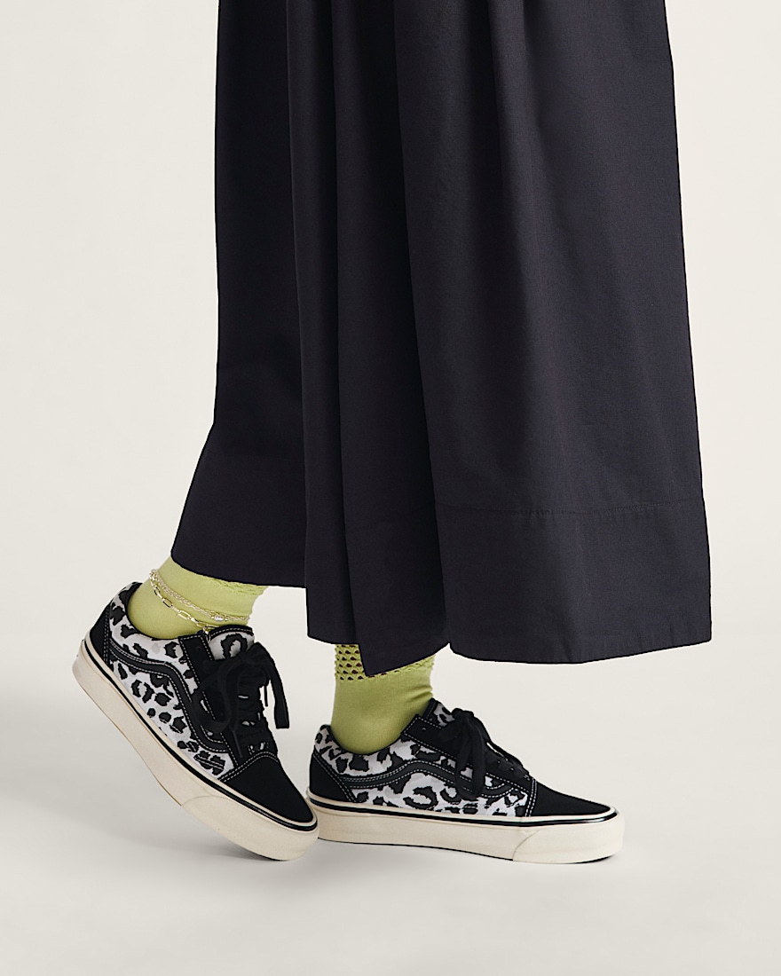 Shop Original Classics - Iconic Shoes Since 1966 | Vans