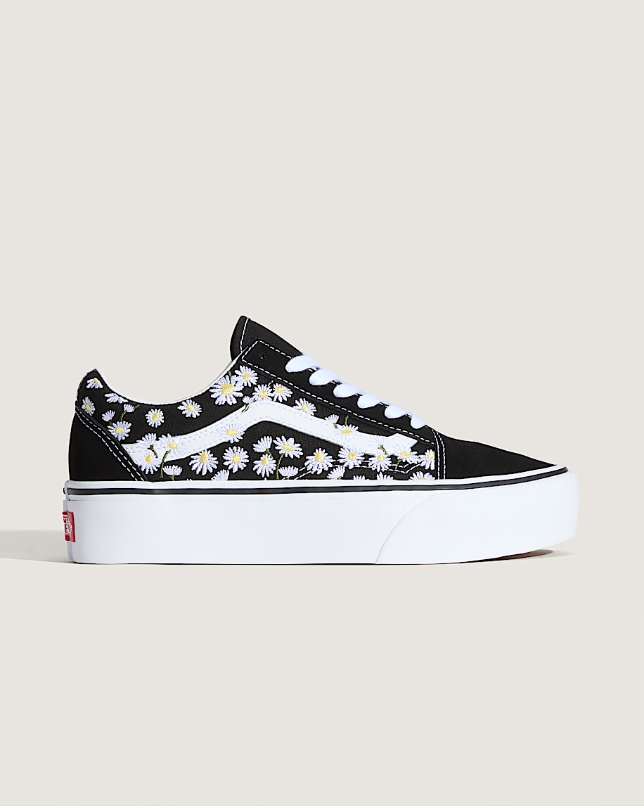 Old Skool Platform Shoe in Black / White | Vans