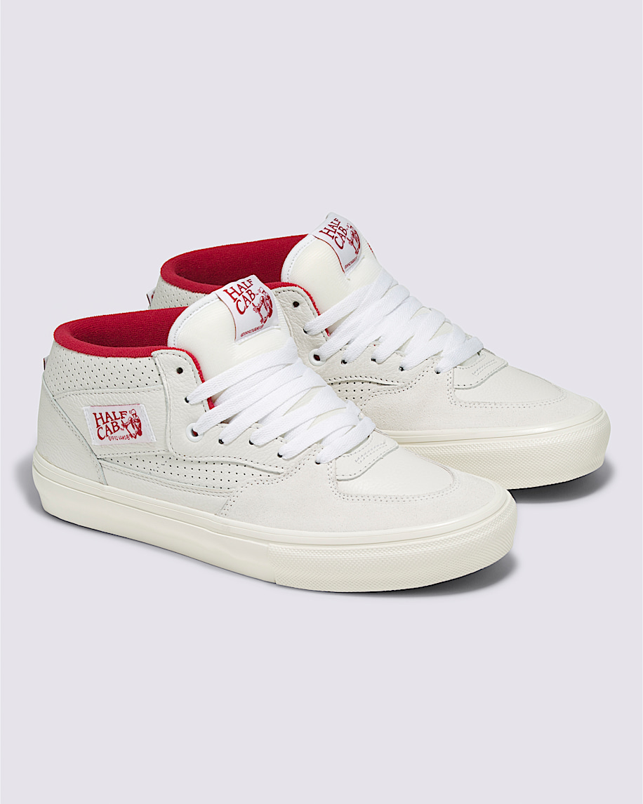 Skate Half Cab Vintage Sport Shoe in White / Red | Vans Skate Half Cab Vintage Sport Shoe in White / Red | Vans