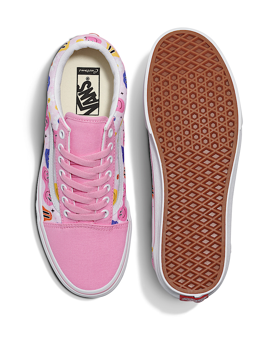 Customs Image Library Smiley Old Skool Shoe in Customs | Vans