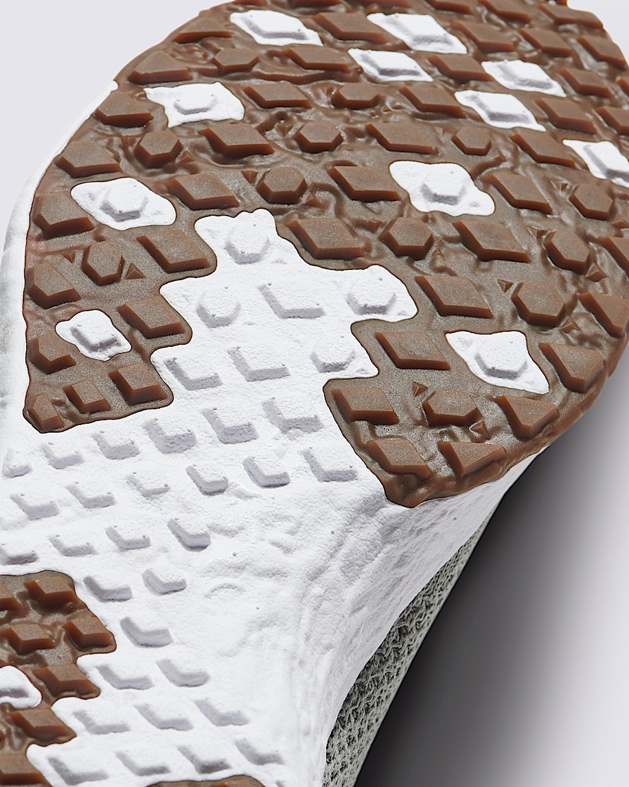 MTE UltraRange VR3 Shoe in Drizzle Grey | Vans