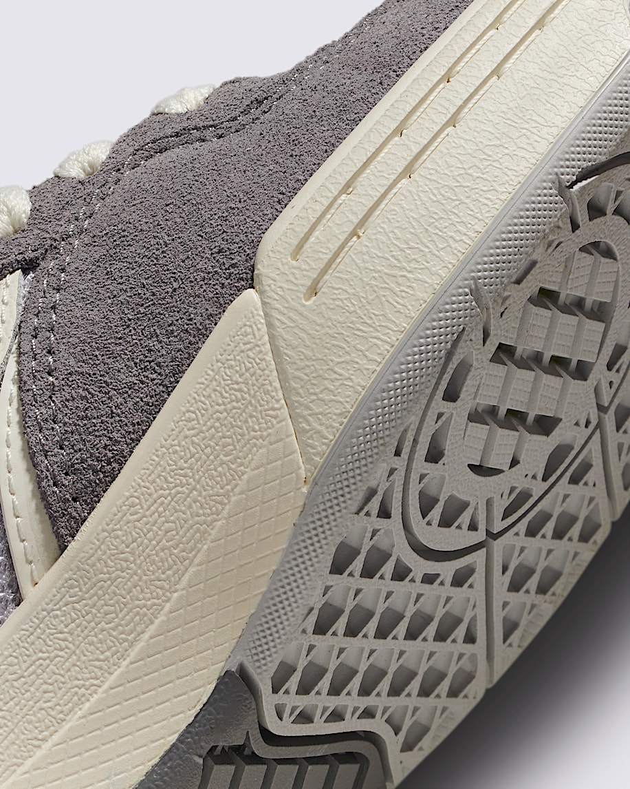 Rowan 2 Shoe in Frost Grey | Vans