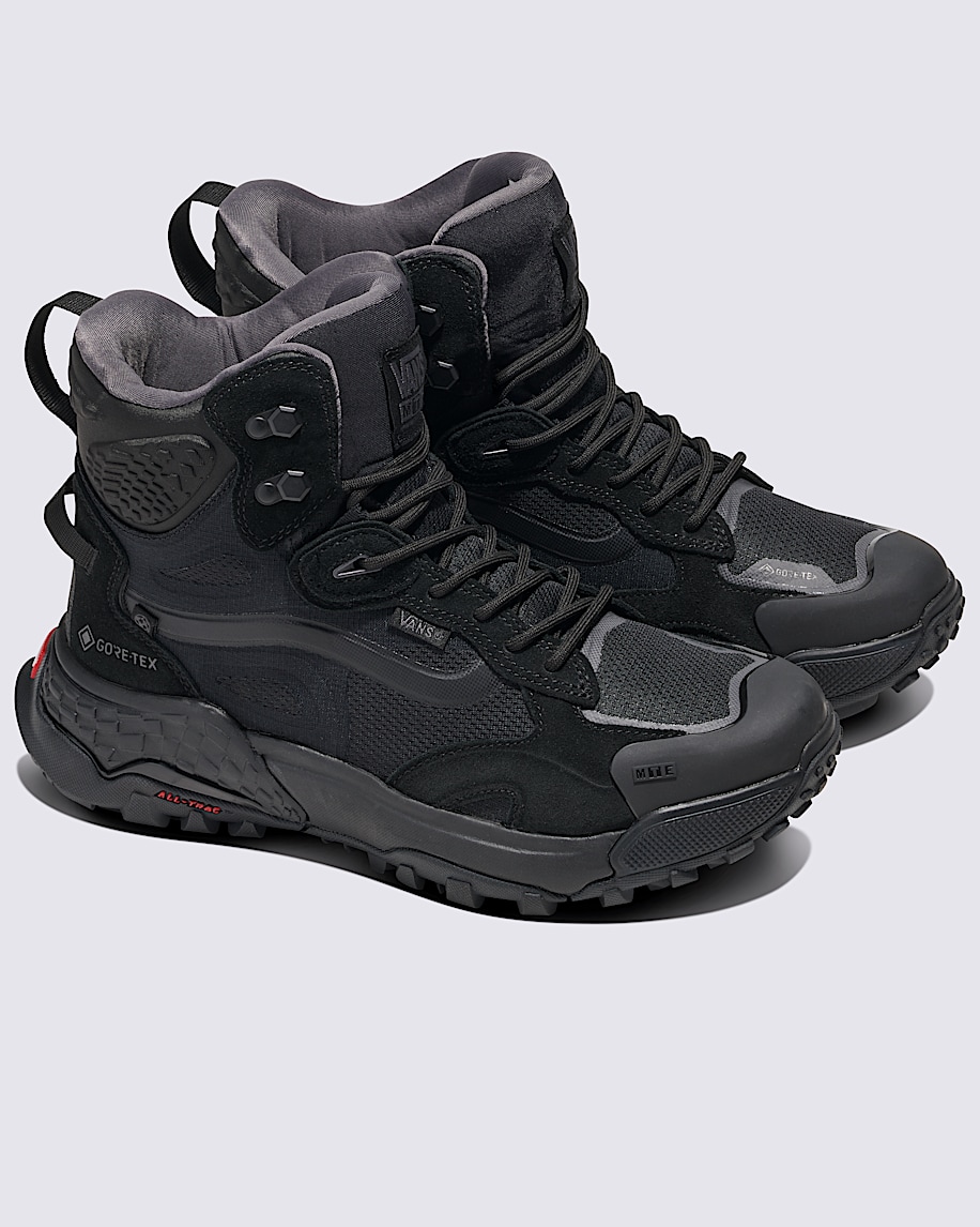 MTE Crestline GORE-TEX Shoe in Black | Vans