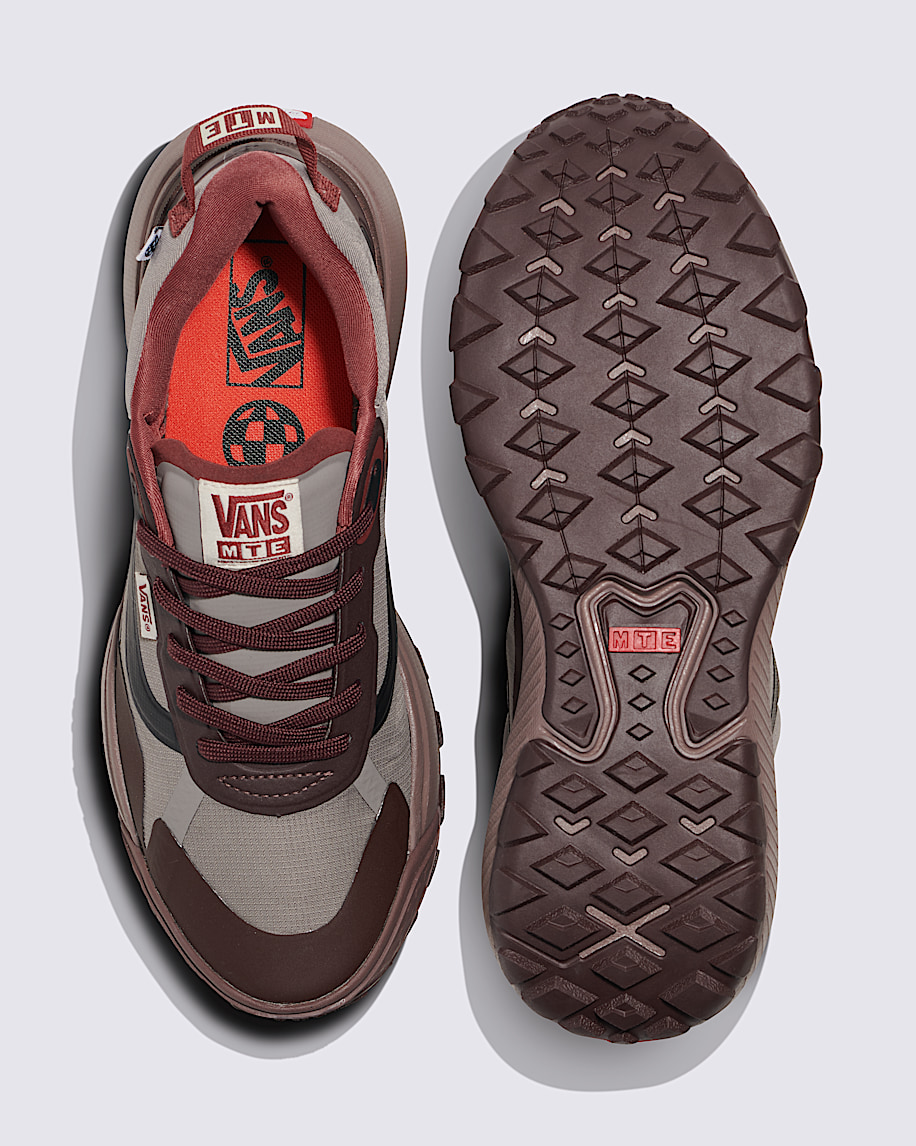 MTE Crosspath Shoe in Bitter Chocolate Brown | Vans