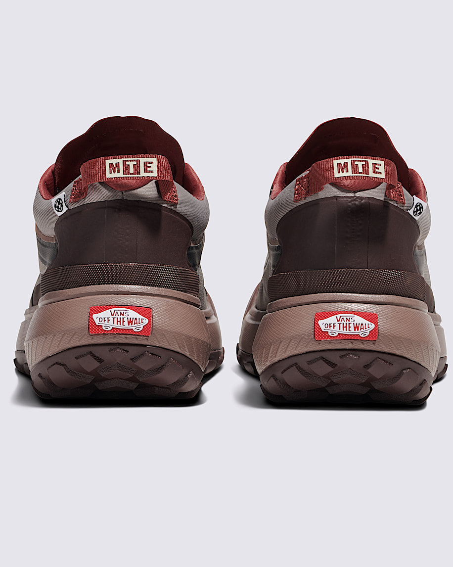 MTE Crosspath Shoe in Bitter Chocolate Brown | Vans