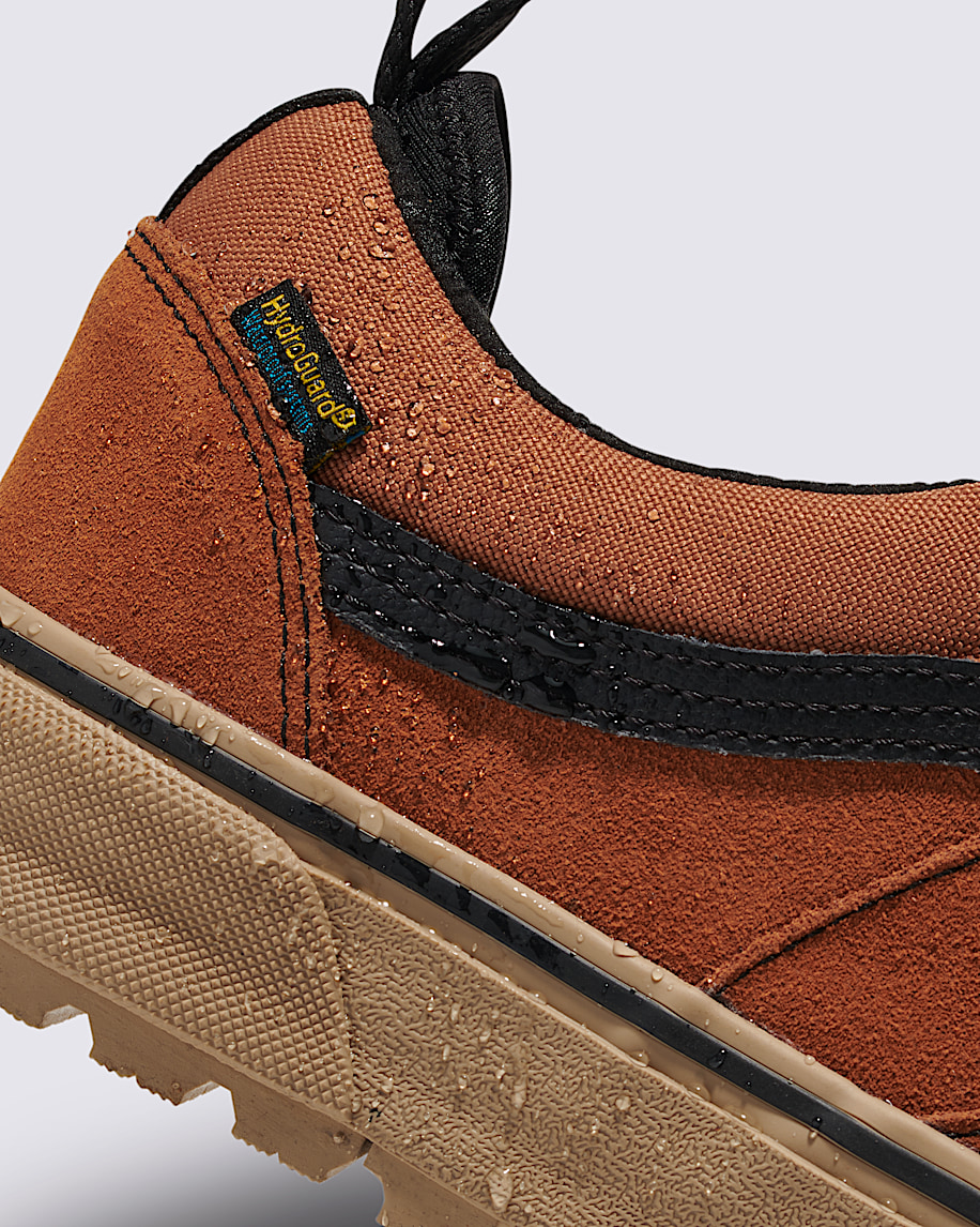 MTE Old Skool Waterproof Insulated Shoe in Glazed Ginger Brown | Vans