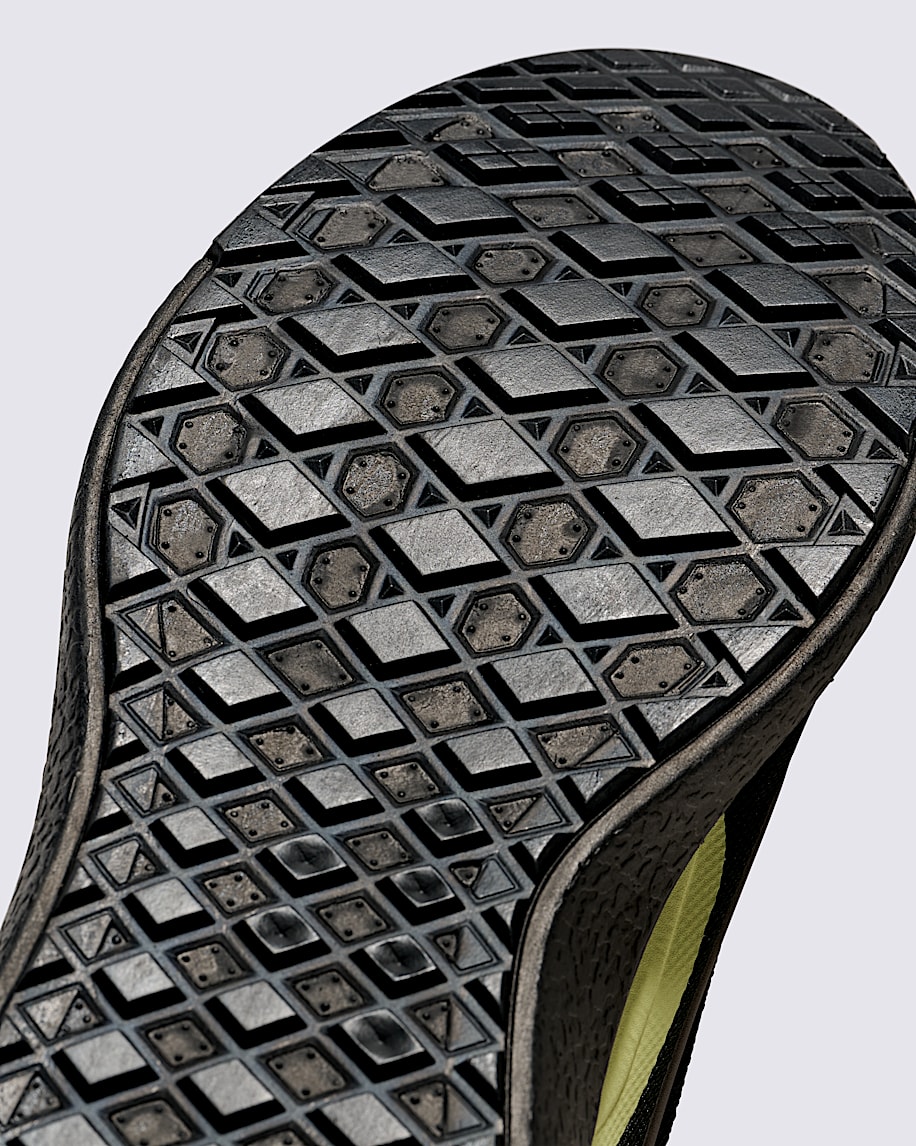 UltraRange EXO Shoe in Black / Brown | Vans