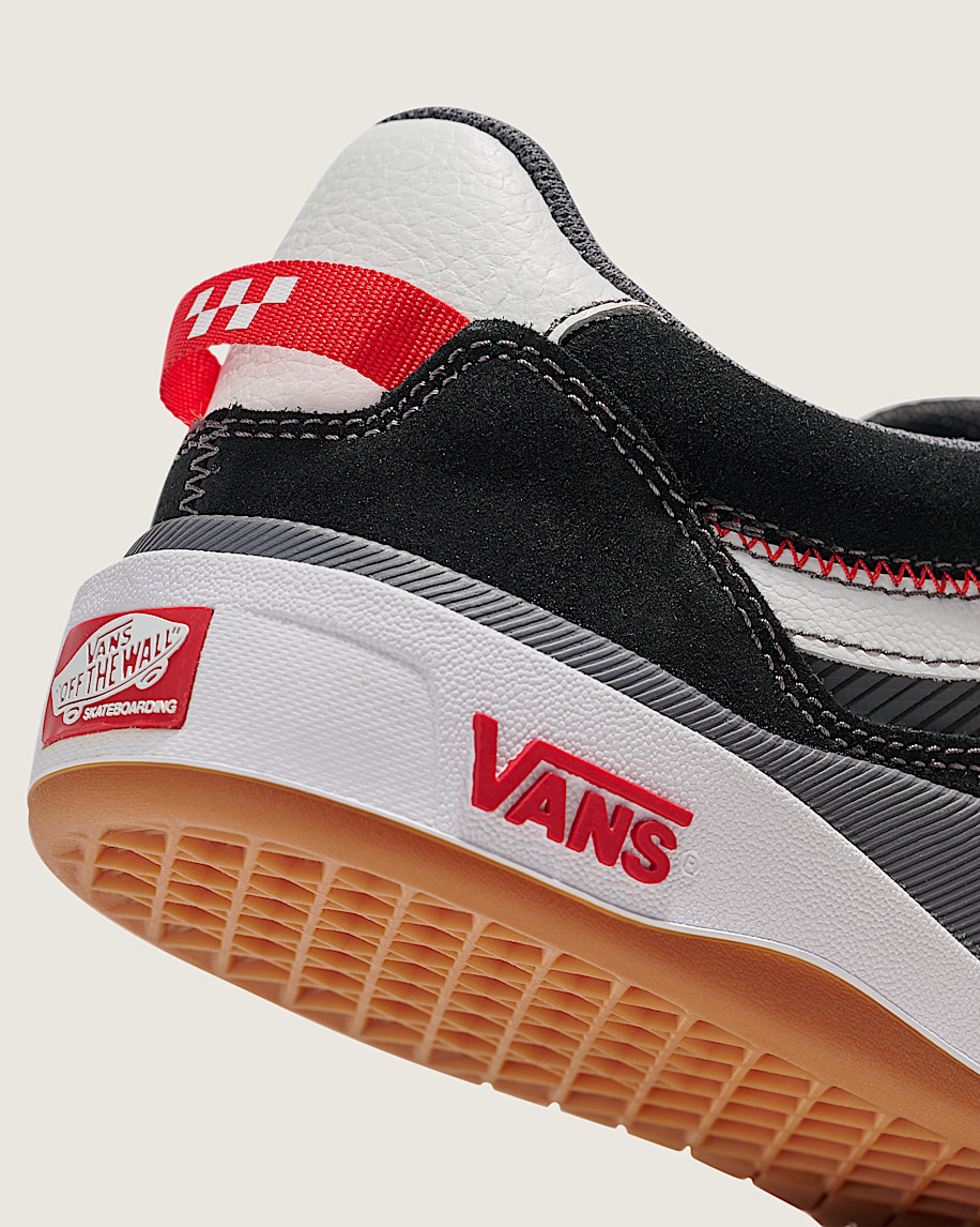 Skate Wayvee 2.0 Shoe en Black / White / Red | Vans CA