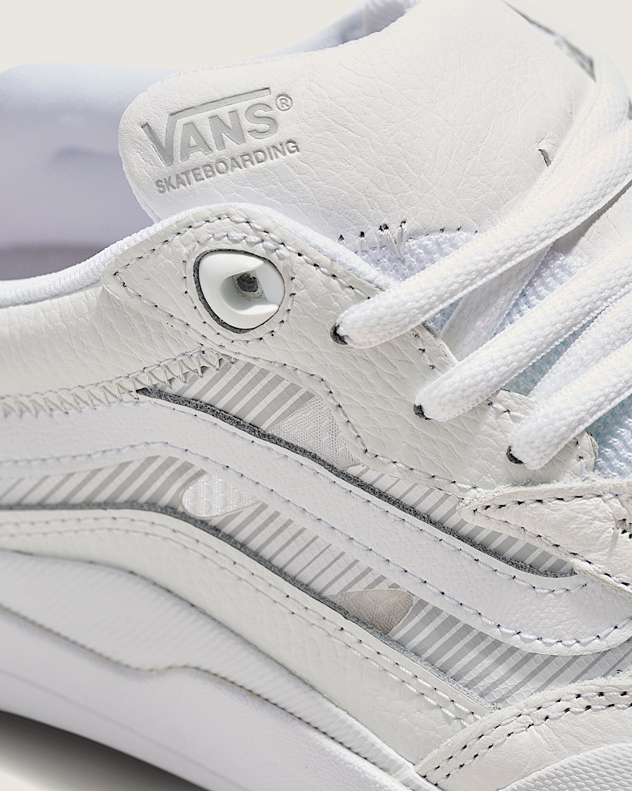 Skate Wayvee 2.0 Shoe in White| Vans US