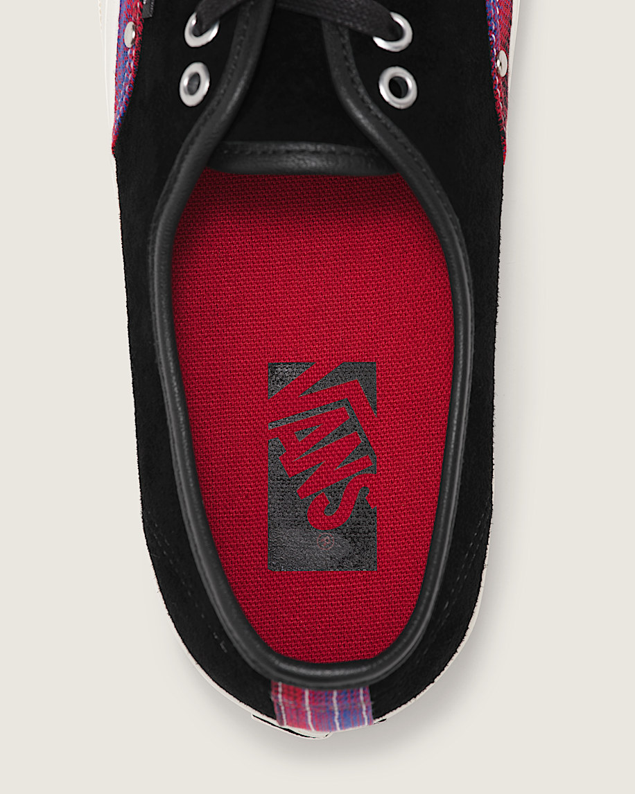 Premium Authentic Shoe in Black / Chili Pepper Red | Vans