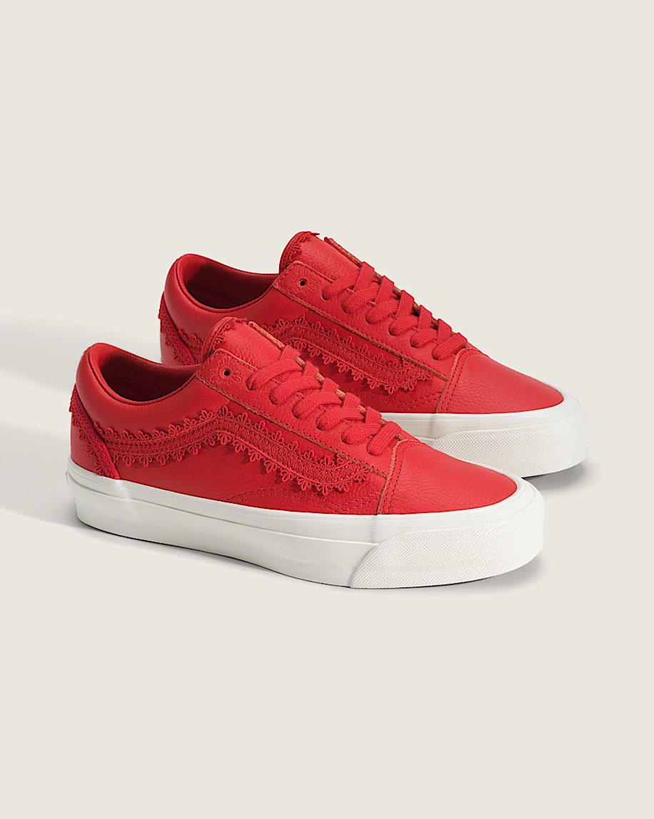 Premium Old Skool Shoe en Racing Red | Vans CA